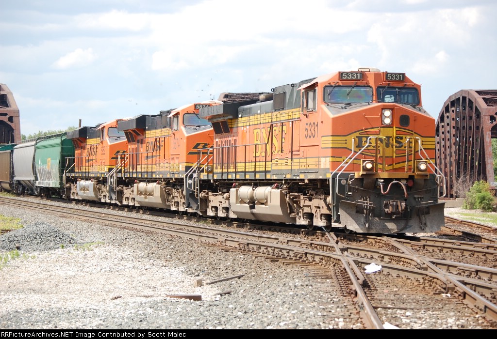 BNSF 5331, 5874 & 5952